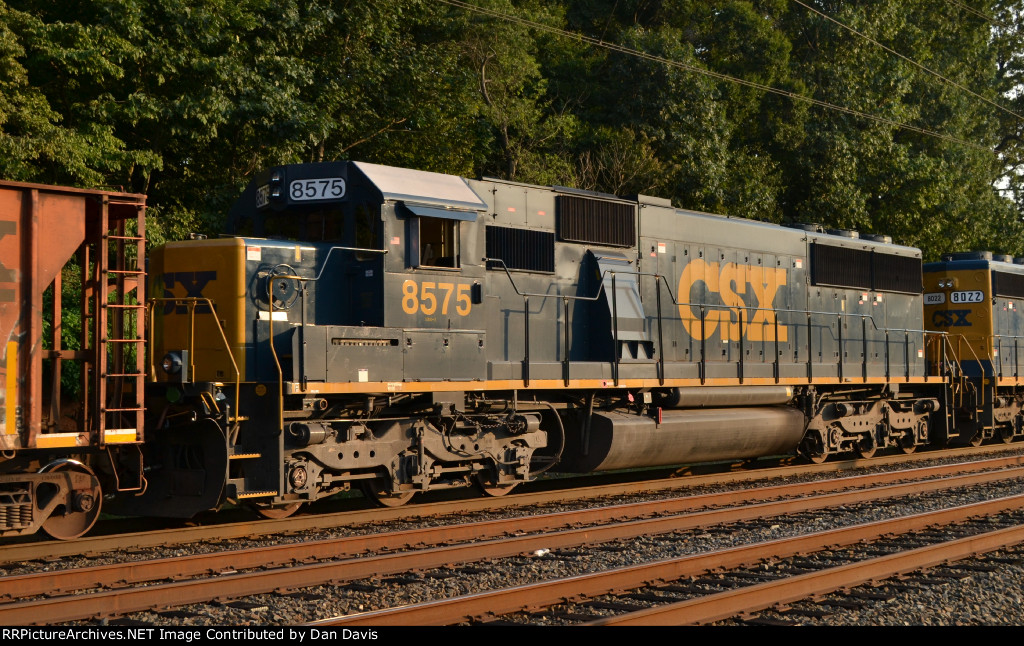 CSX SD50-2 8575 trails on W064-04
